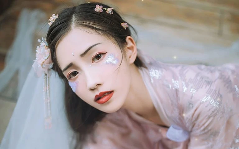 How to Wear Chest Ruqun Hanfu - Newhanfu