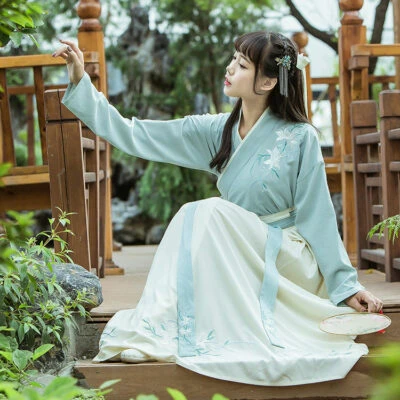 Rainy Lily Women's Green Hanfu Ruqun - Newhanfu 2024