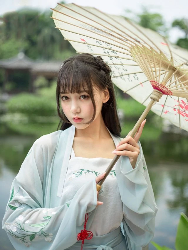 Pollia Flower Light Green Casual Hanfu Pants - Newhanfu 2025