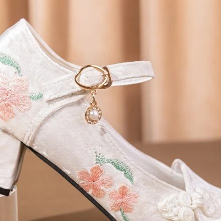 High Heeled Pointed Toe Cheongsam Shoes Vintage Chinese Style Ethnic ...