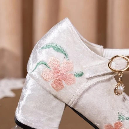 High Heeled Pointed Toe Cheongsam Shoes Vintage Chinese Style Ethnic ...