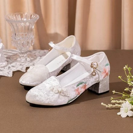 High Heeled Pointed Toe Cheongsam Shoes Vintage Chinese Style Ethnic ...