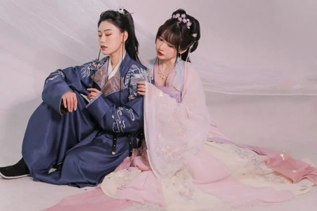 Navy Dragon Elegant Women's Hanfu Robe - Newhanfu 2026