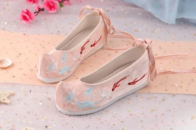 Shop Classic Hanfu Shoes Goldfish Flats - Newhanfu Store