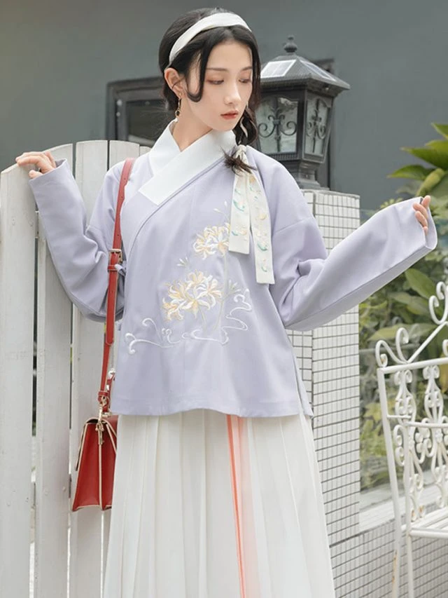 Autumn Aoqun Women's Red Hanfu Warm Coat - Newhanfu