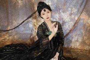 3 Tips to Know the Black Hanfu History and Meaning - 2020