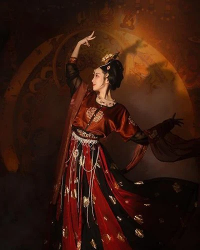 3 Tips to Know the Black Hanfu History and Meaning - 2020