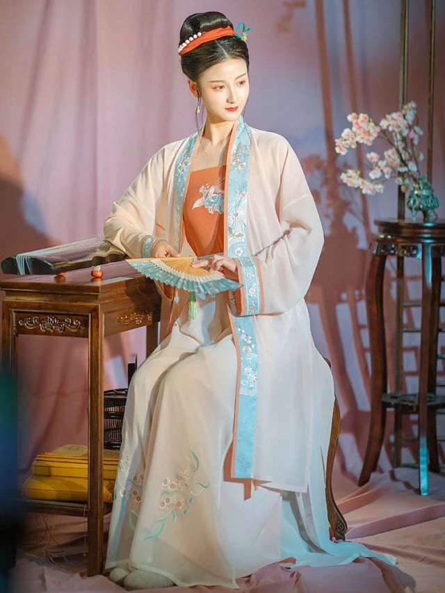 Ching Chao Li Chinese Poet Cosplay Hanfu Dress - Newhanfu