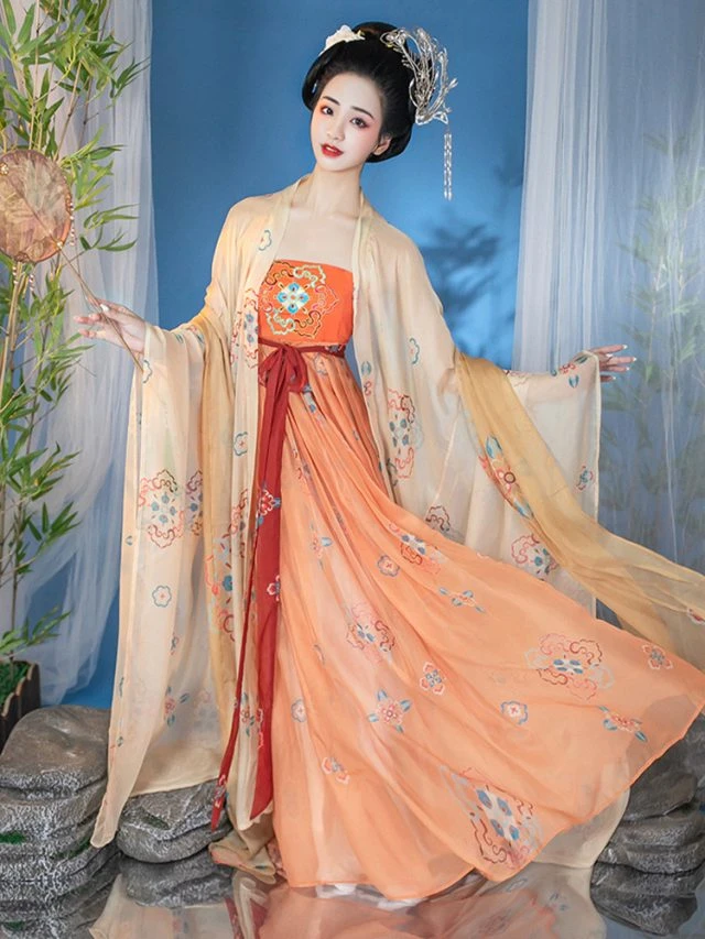 Princess Yang Hanfu Dress - Newhanfu