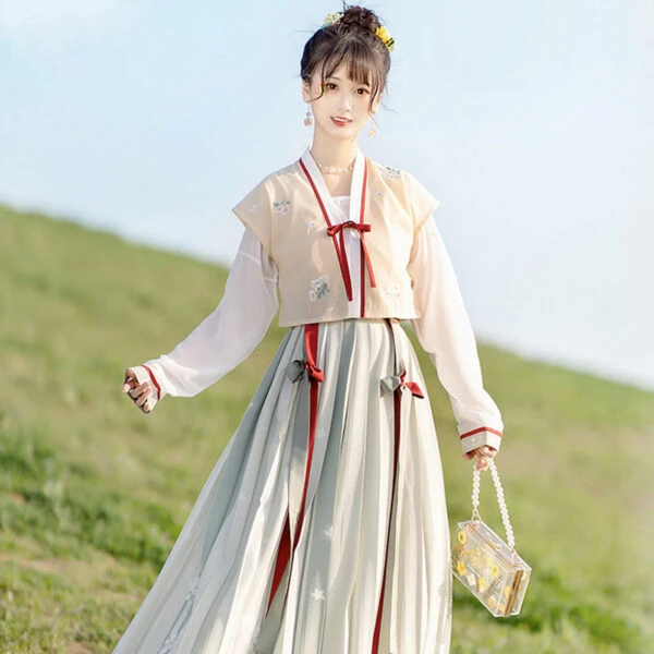 100 Best Yellow Hanfu and Gold Ruqun - Newhanfu 2023