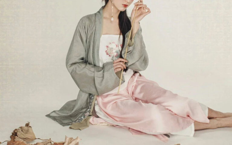 Best 8 Hanfu Types You Need to Know - Newhanfu