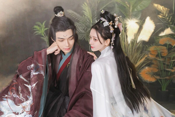5 Creative Matching Couple Hanfu Outfits - Newhanfu