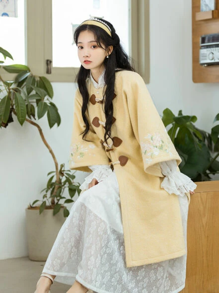 5 Types of Hanfu Jackets for Women and Men - Newhanfu