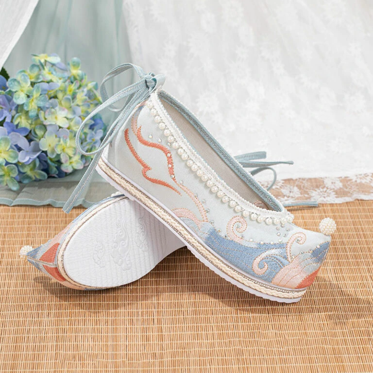 50+ Classic Hanfu Shoes, Sneakers & Boots - Newhanfu 2025