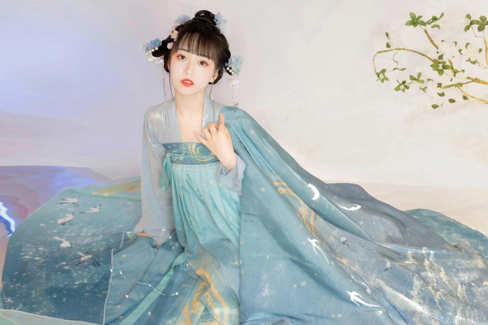 5 Simple Women's Plus Size Hanfu Dresses - 2025