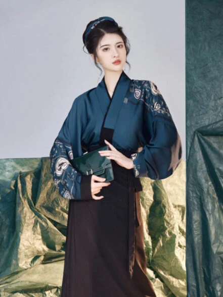 The Common 4 Types of Traditional Hanfu Tops - Newhanfu