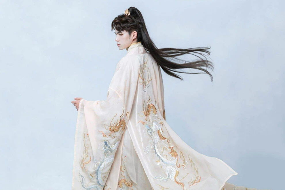 The Symbolism of Chinese Dragon Hanfu Pattern - Newhanfu