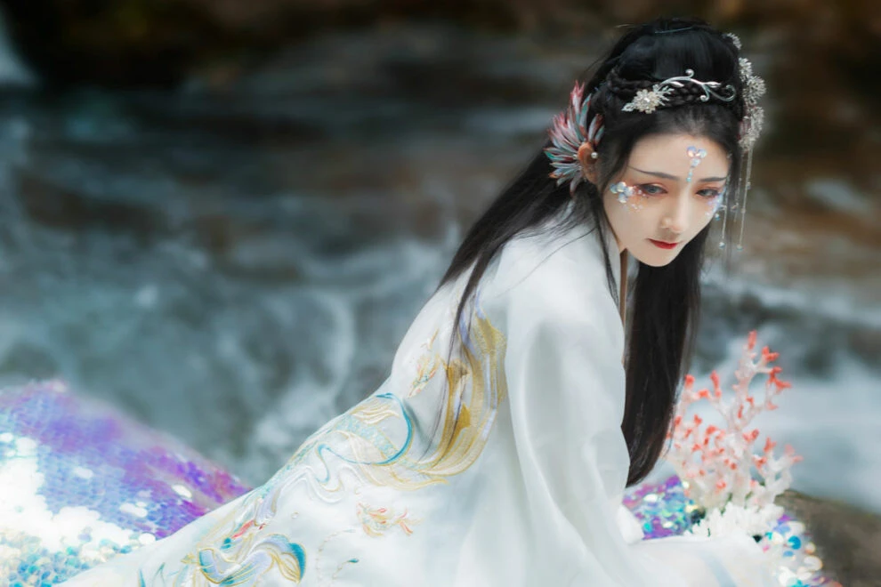 The Symbolism of Chinese Dragon Hanfu Pattern - Newhanfu