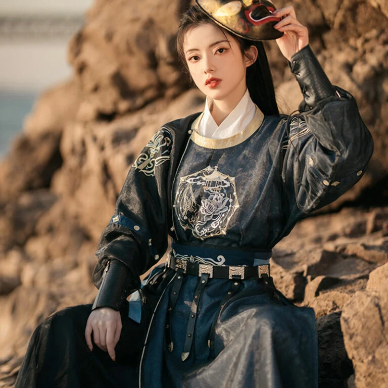 10 Best Taoist Hanfu Robe for Men & Women - Newhanfu 2025