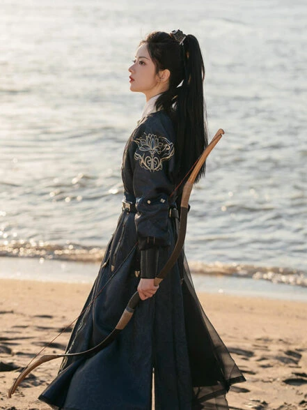 Spring Tang Dynasty Round Collar Robe for Wuxia Style - Newhanfu