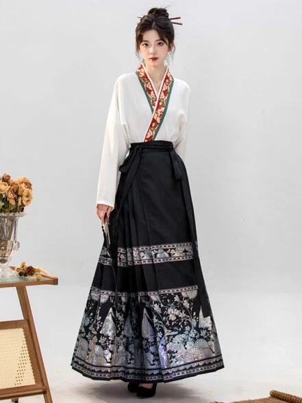Women Mamian Skirt Ming Dynasty Modified Hanfu for Everyday Wear - Newhanfu
