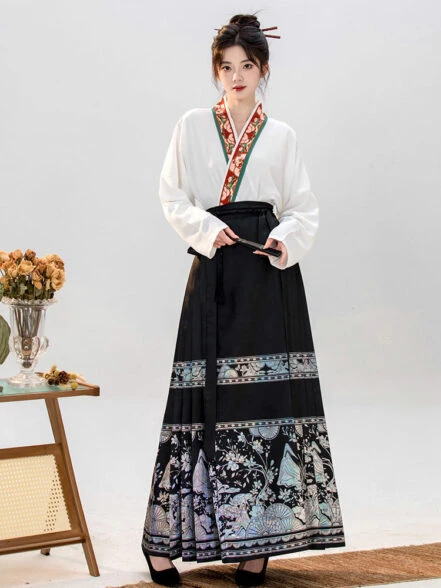 Women Mamian Skirt Ming Dynasty Modified Hanfu for Everyday Wear - Newhanfu