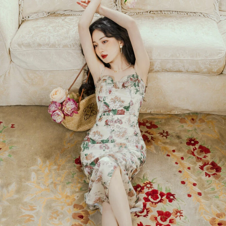 Rose Garden Hanfu Dress - Newhanfu