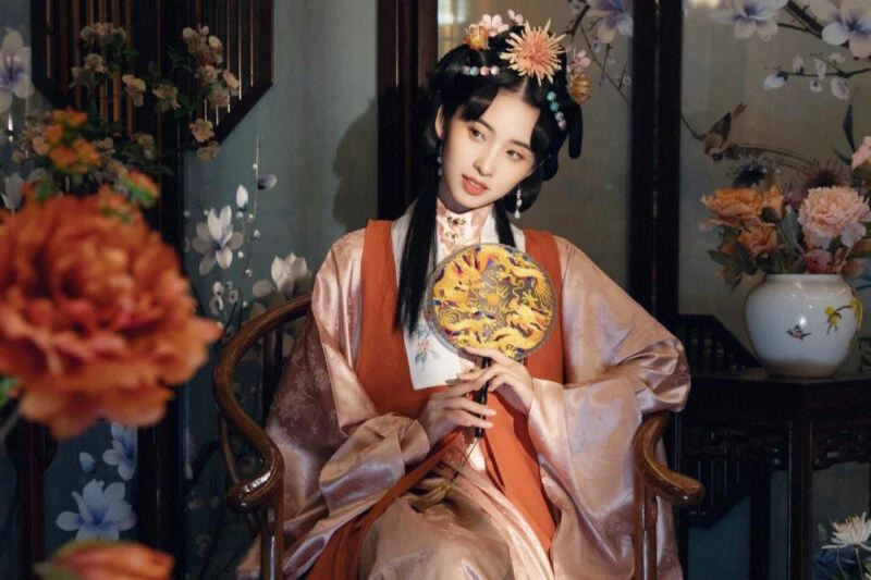 The Hong Kong Young People and Hanfu Movement - Newhanfu