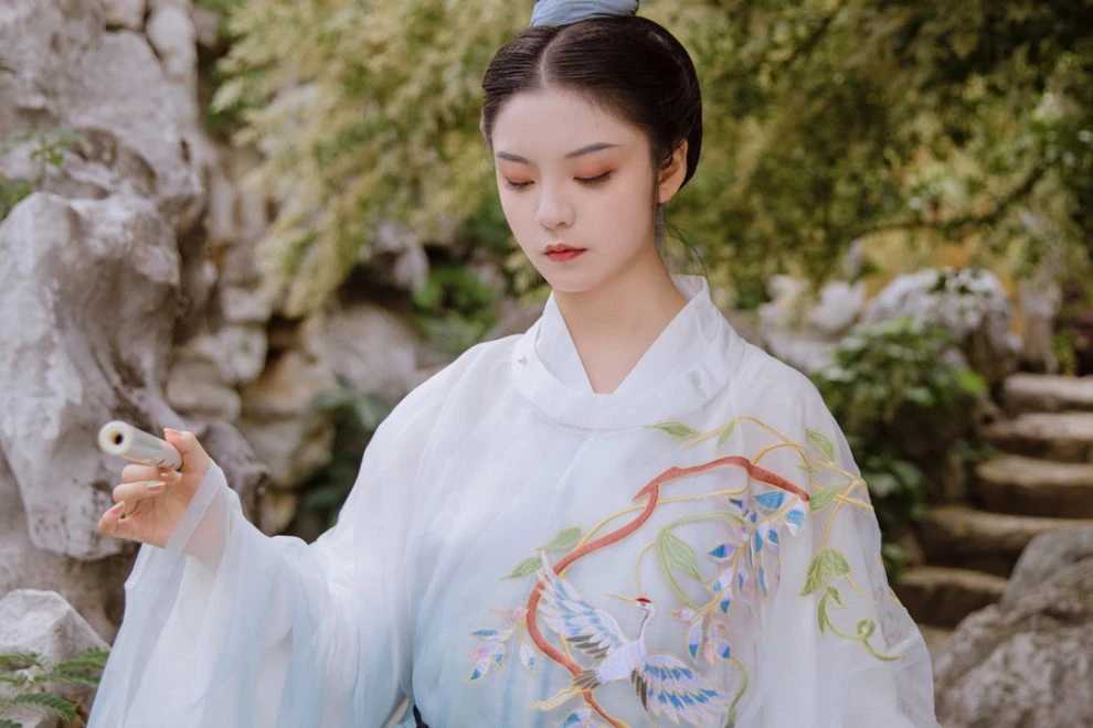 Celebrate Your Curves with Plus Size Hanfu - Newhanfu