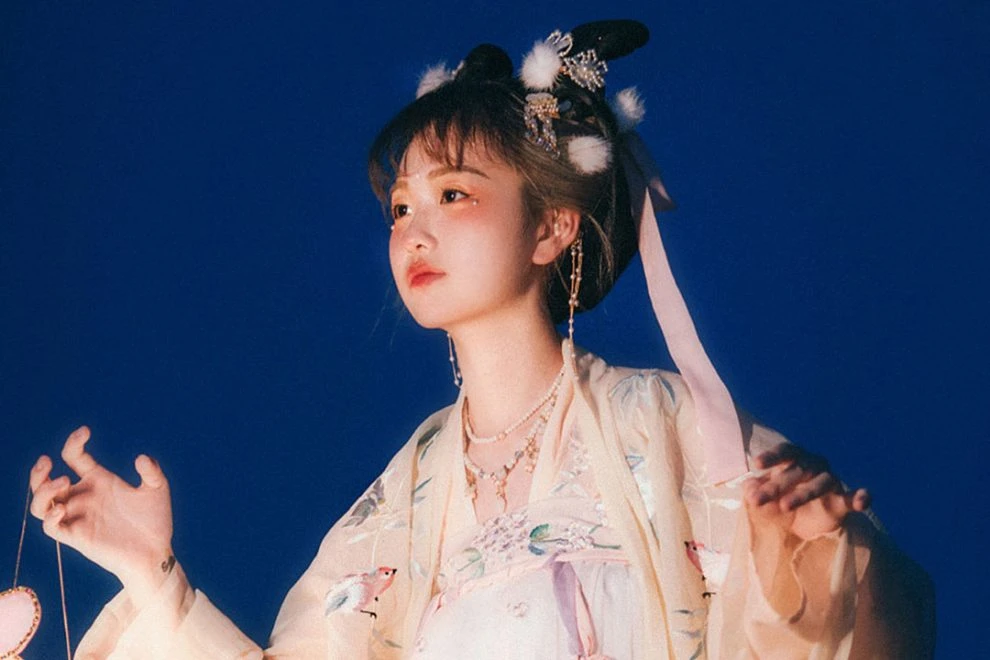 Exploring Green Hanfu, the Verdant Charm - Newhanfu