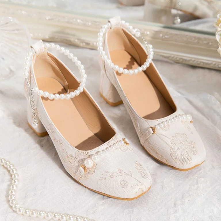 50+ Classic Hanfu Shoes, Sneakers & Boots - Newhanfu 2025