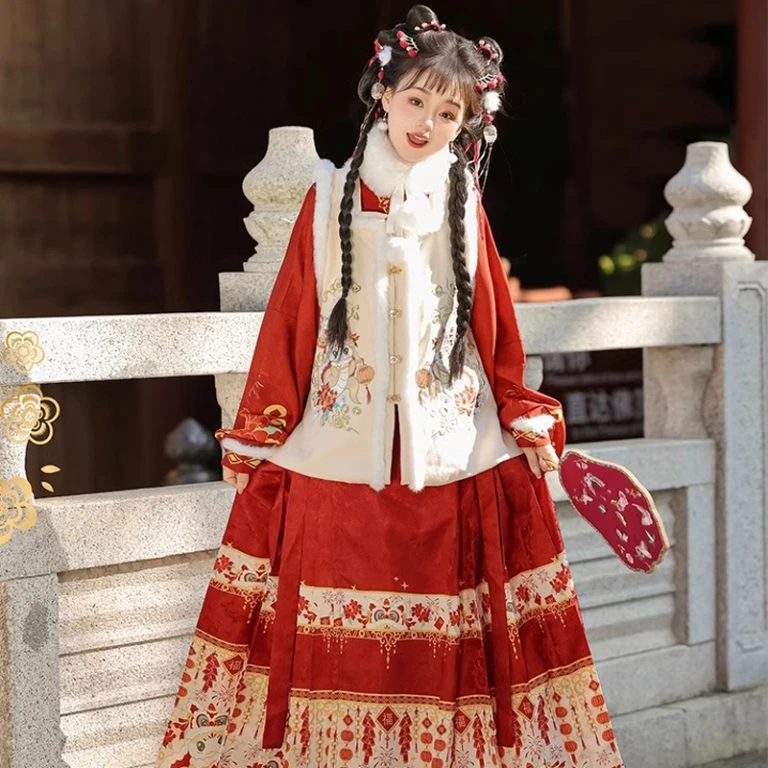 Classic Red Hanfu Chinese Dress for Women - Newhanfu